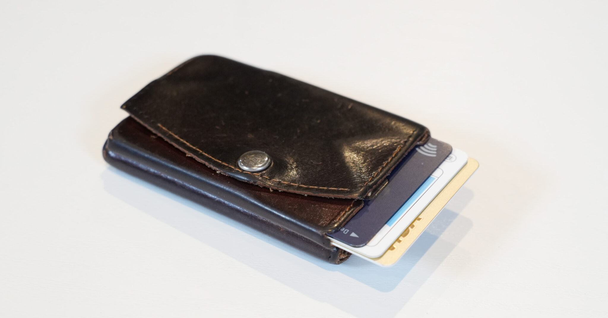 「小さい財布」abrAsusを8年使ってみた結果